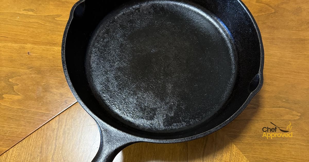 Lodge Cast Iron Bundle: 7 Years, Seasoning Still Perfect